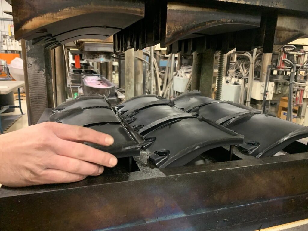 Carbon Fiber Compression Molding: High-Efficiency Lightweight ...